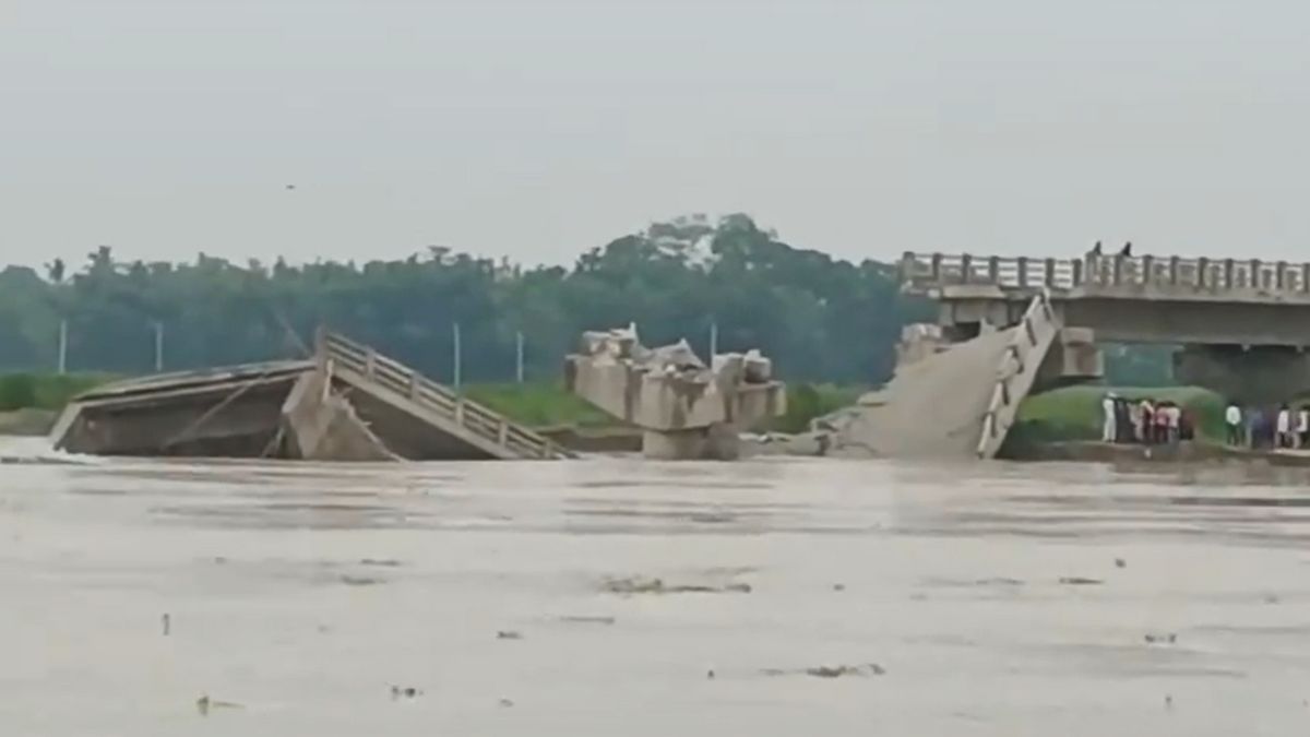 VIDEO: Rs 12 Crore Under-Construction River Bridge Collapses In Bihar's Araria District
